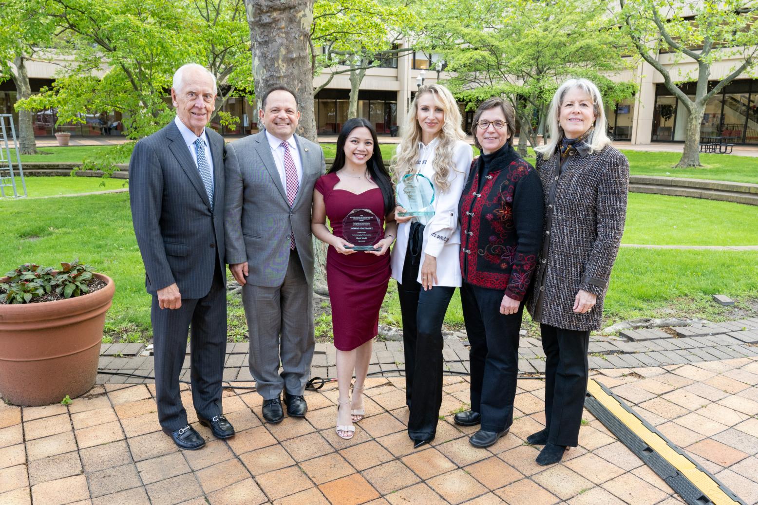 New Cohort of Dental Students Receive White Coats in Ceremony | Rutgers ...
